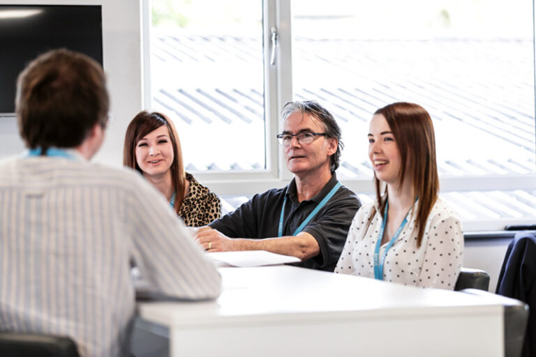 Internal communications employee engagement tools | Datagraphic